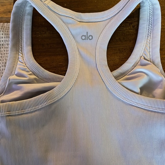 ALO Yoga | Tops | Alo Womans Tank | Poshmark